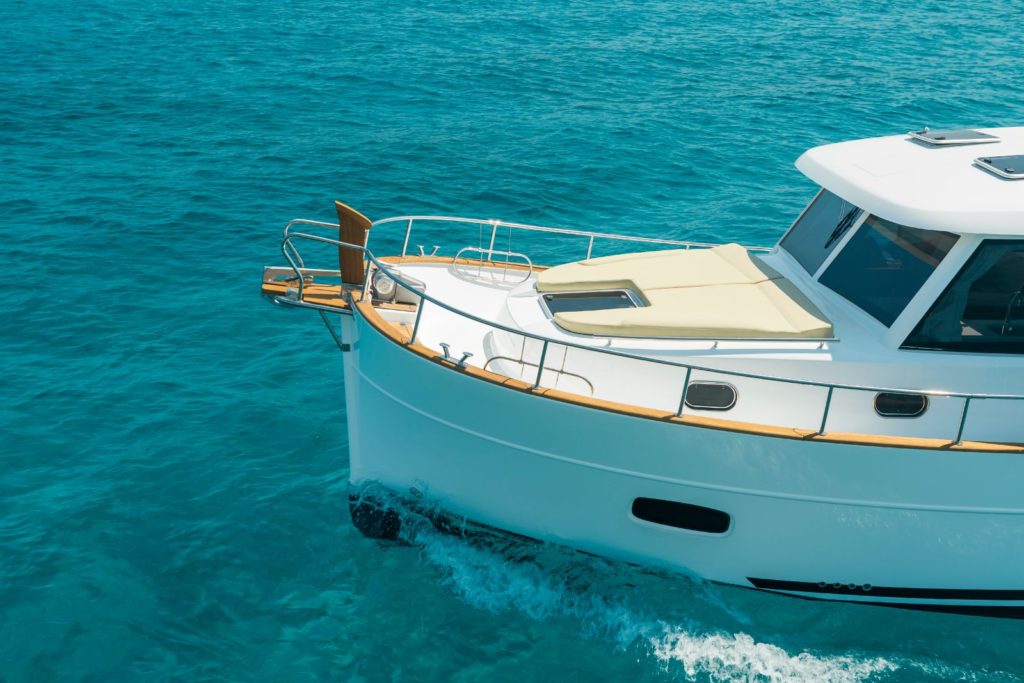 Boats.com Review of the Islander 34 by Minorca Yachts