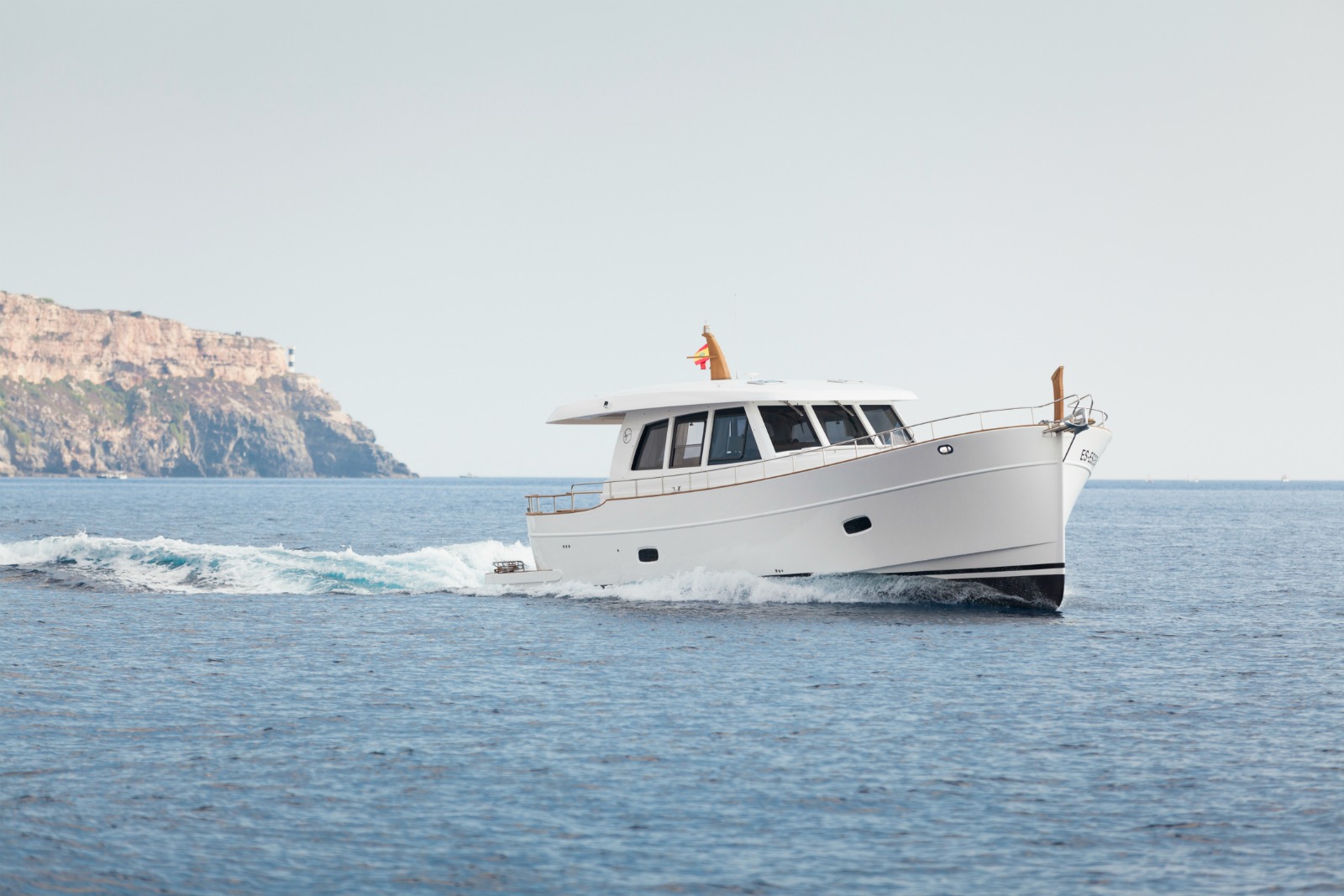 Minorca Islander 54 - Model Profile - Minorca Yachts